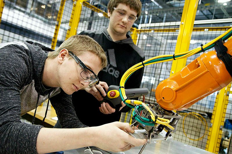 Advanced Manufacturing – St. Clair College Research & Innovation